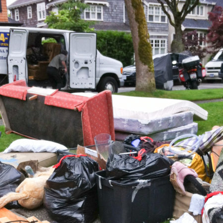 Cheap Junk Removal & Hauling Services Vancouver | Registered Licensed